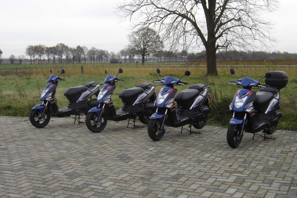 Brommer - Verkeersschool van de Moosdijk